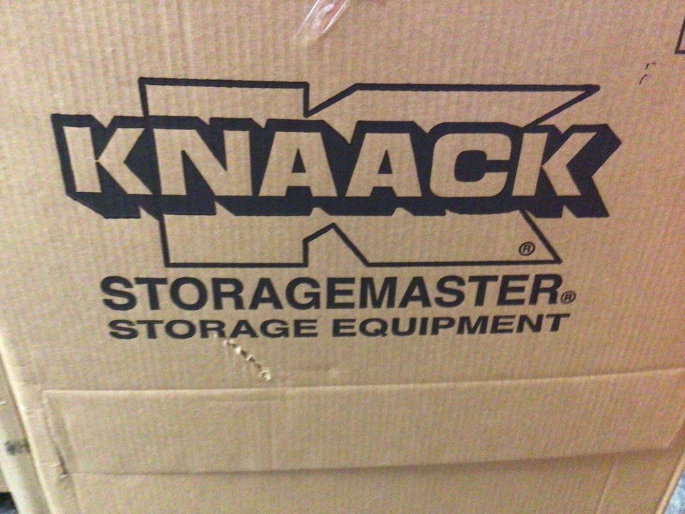 KNAACK Jobsite Steel Storage Piano Toolbox 49” W X 30” L X 60” H Model ...