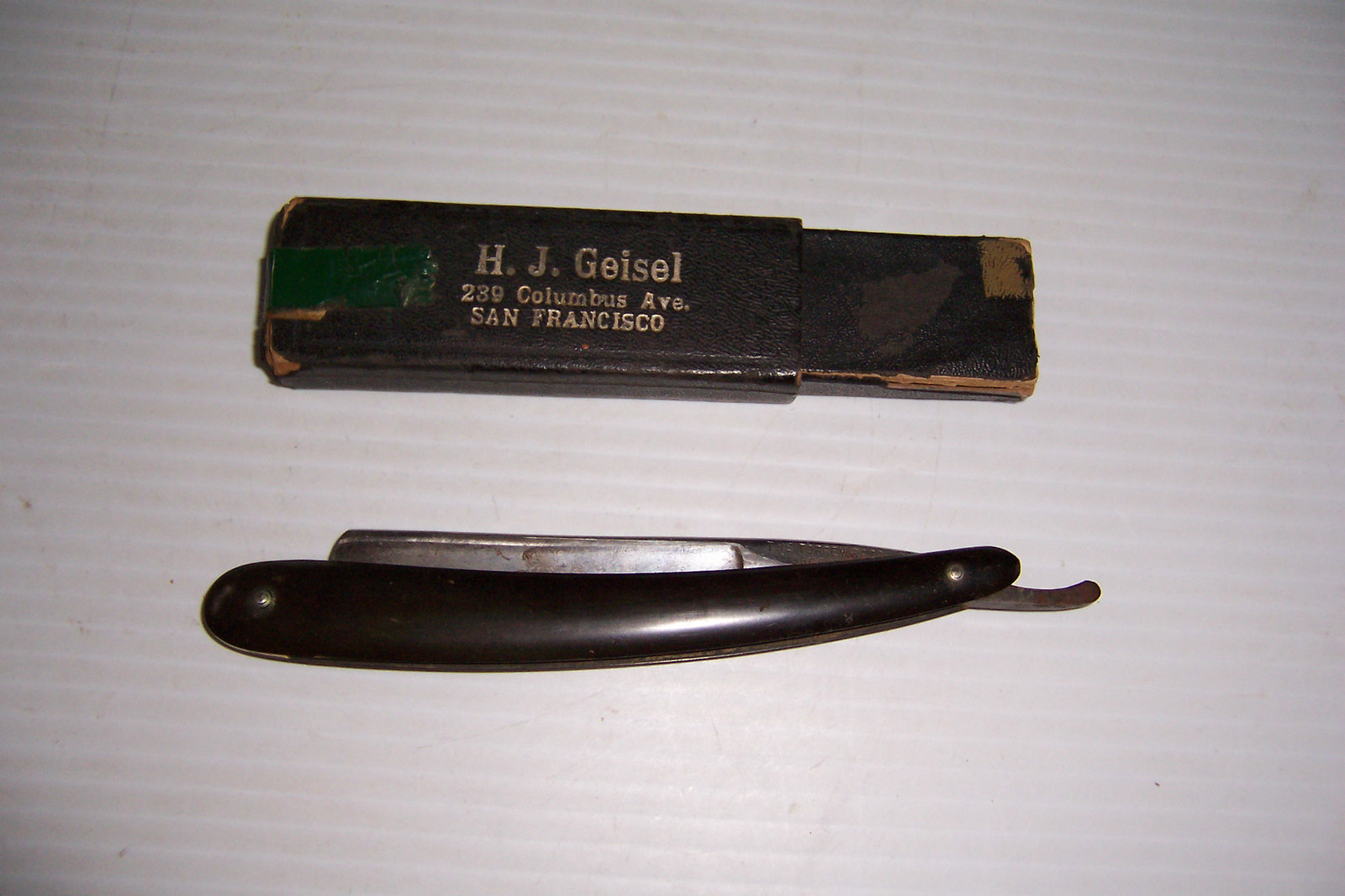 Vintage The Torrey Razor Co "Round Point" Straight Razor in H.J. Geisel ...
