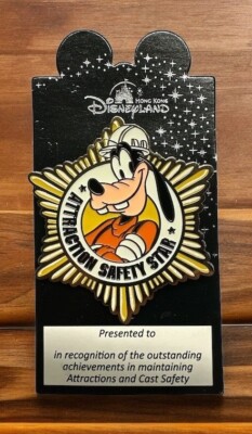 Hong Kong Disneyland - Cast Member - Attraction Safety Star Award Pin ...