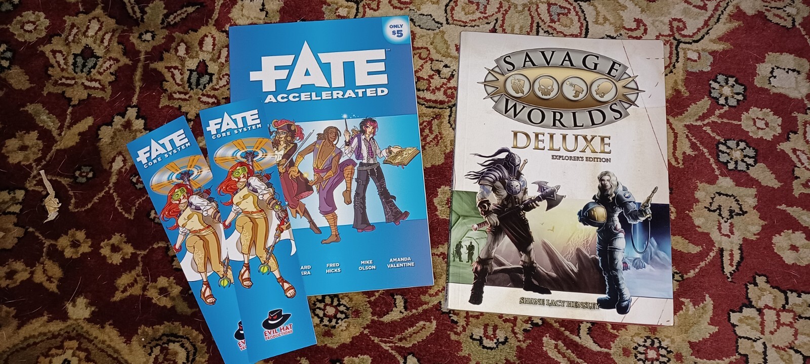 Two Books: Pinnacle Ent - SAVAGE WORLDS DELUXE (mini edition) + FATE ...