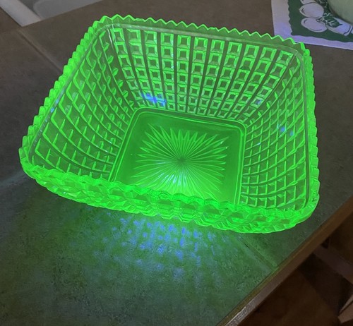 Uranium Glass Square Serving Bowl Imperial “Monticello” Green ...