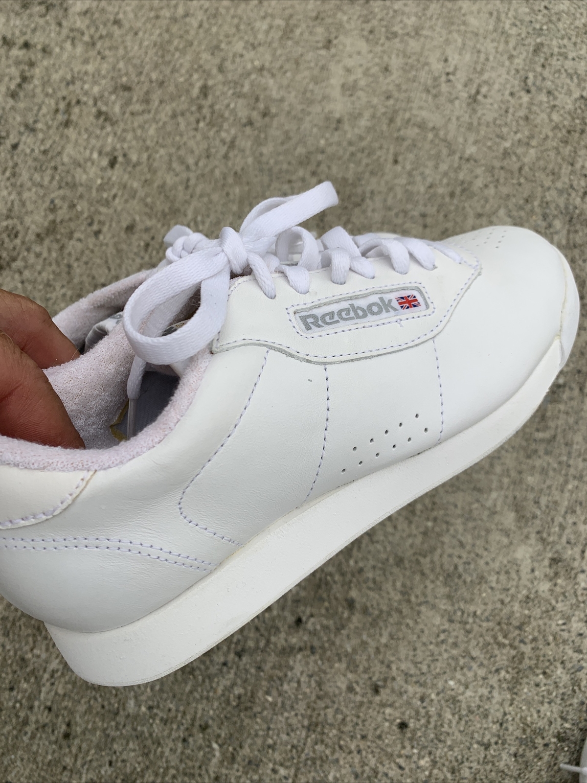 REEBOK CLASSIC All White Leather Sneakers Sz 5.5 ++ F… - Gem
