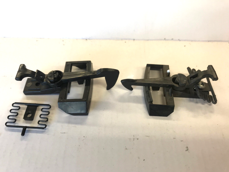 10 PAIRS G-SCALE HOOK & LOOP COUPLERS, Standard Fits MOST BACHMANN, LGB ...