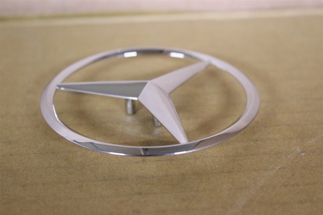 Genuine Mercedes-Benz C218 CLS Rear Boot Trunk Lid Badge Star ...