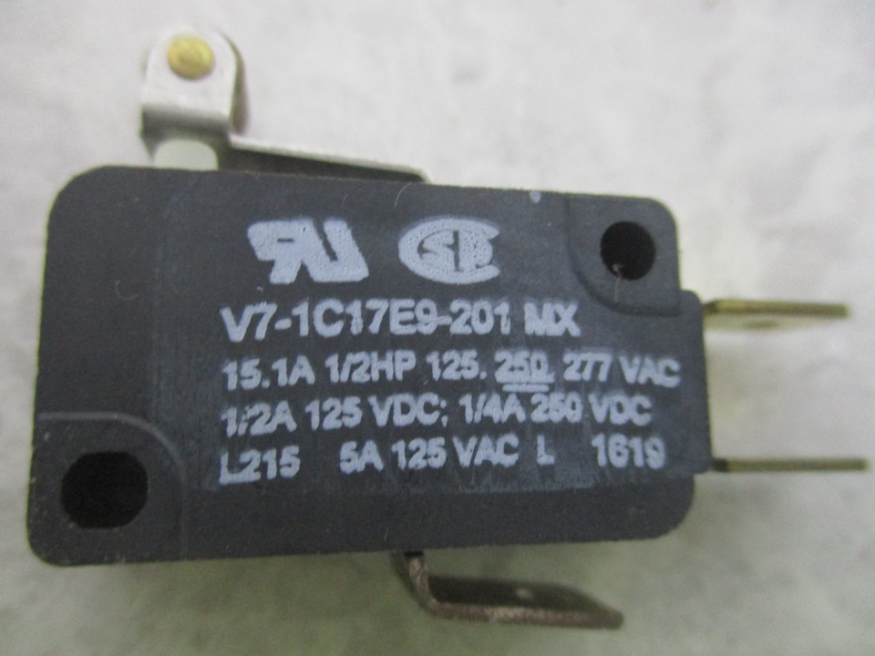 MICRO SWITCH V7-1C17E9-201 MINIATURE SNAP ACTION SWITCH, XA0066 | eBay