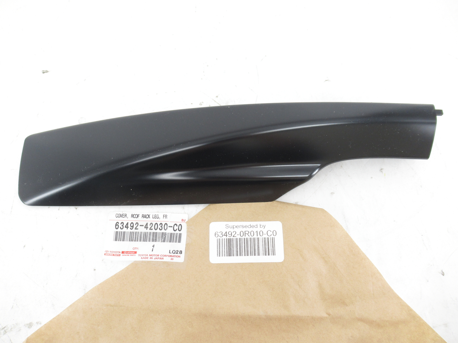 Genuine OEM Toyota 63492-0R010-C0 Driver Front Roof Rack Rail End ...