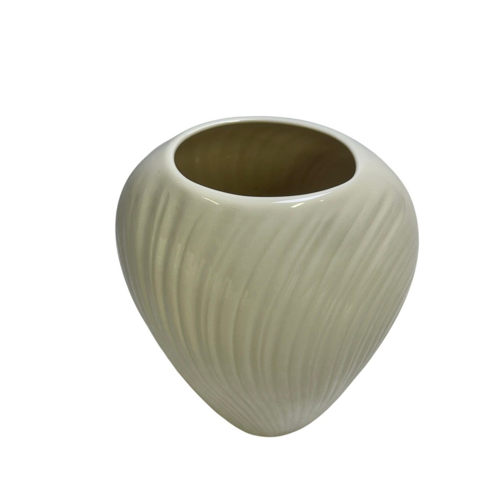 Lenox Mirage Medium 8" Elegant Modern Ribbed Cream Porcelain Vintage ...