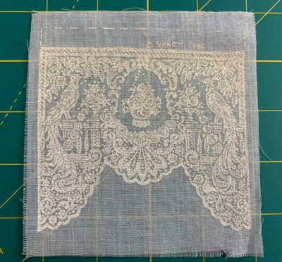 0ne Vintage Doreen Sinnett Dollhouse Miniature Uncut Valance Pattern 1: ...