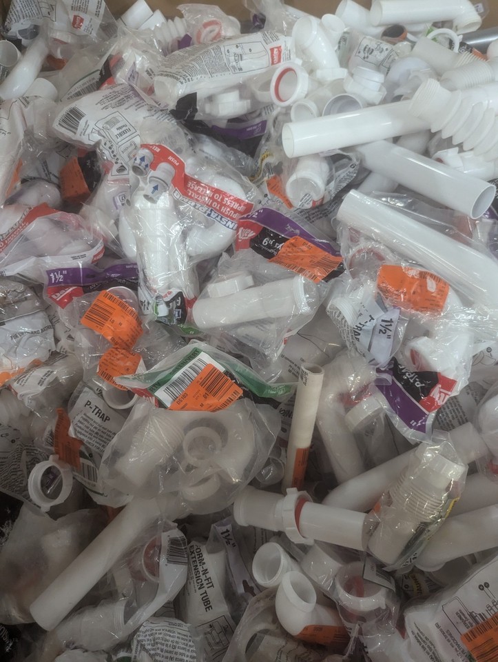 10 Lbs. Assorted Oatey PVC Plumbing Kits P-Traps Extensions Adapters ...