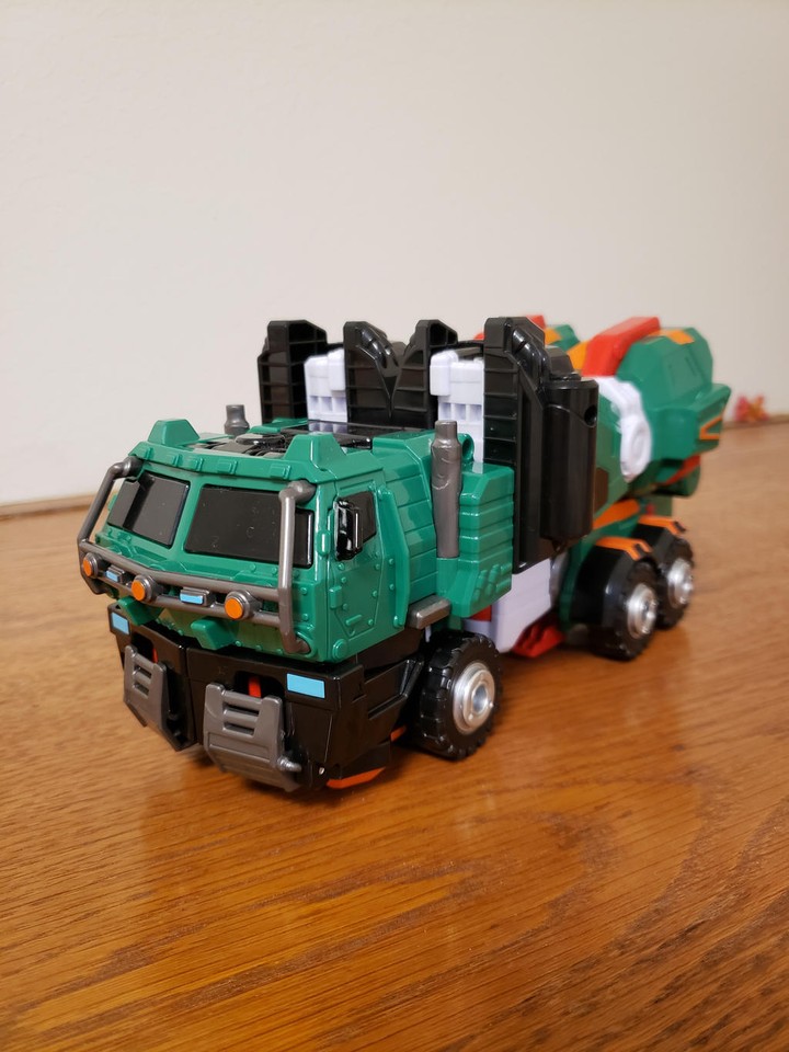 TOBOT V Galaxy Detectives Full Size Big Trail Big Beast Figure Combiner ...