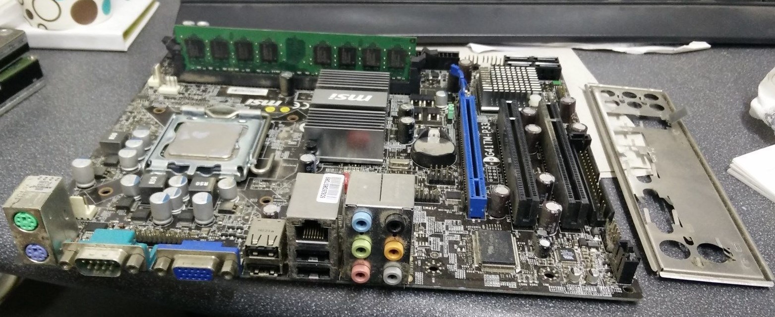 MSI MS-7592 G41TM-P33 G41 LGA775 ATX Motherboard w/ E4500 CPU, 1GB & I ...