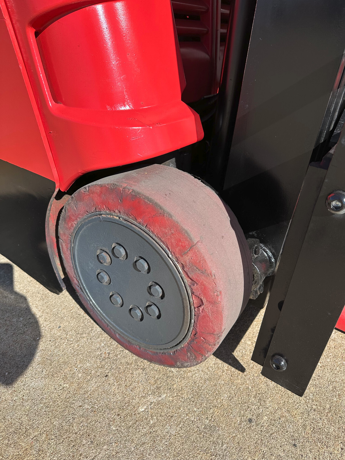 2014 Raymond 415-C30TT Forklift - Stand Up Electric Dock Stocker - 2584 ...