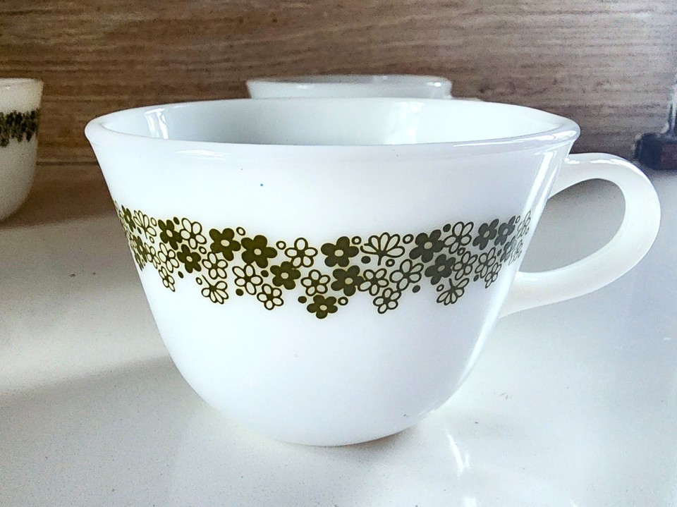 CorningWare Crazy Daisy Mugs – Spring Blossom Green Milk Glass set of 3 ...