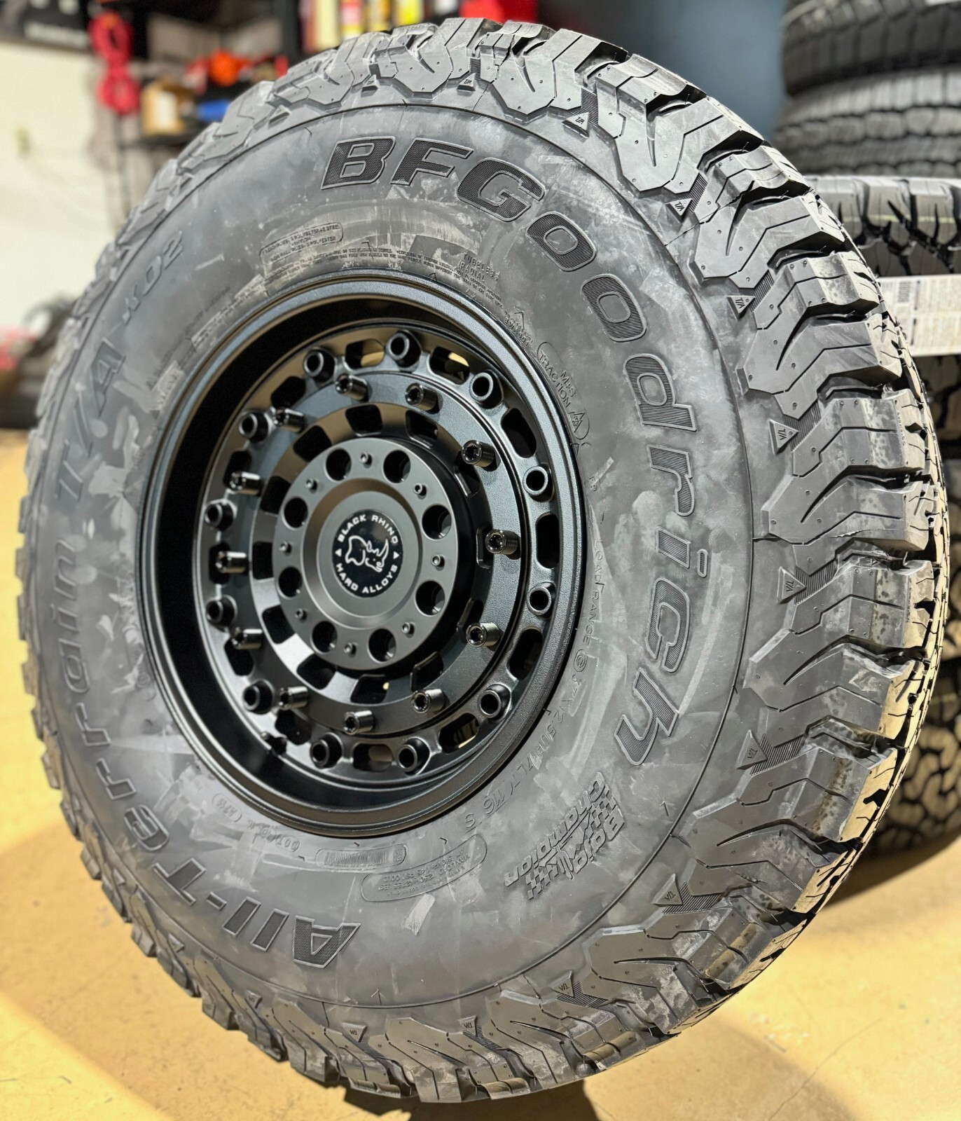 4) 17x9.5 Black Rhino Arsenal Wheels 37" BFG KO2 AT Tires 5x5 Jeep ...