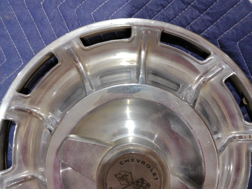 59-62 C1 Corvette Wheel Covers w/Spinners-GM #3723537/3723539-Orig. GM ...