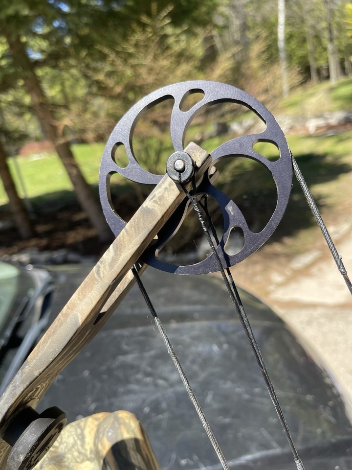 Matthews Solo Cam Compound Bow Truglo Sight 70 Lb Trophy Taker | eBay