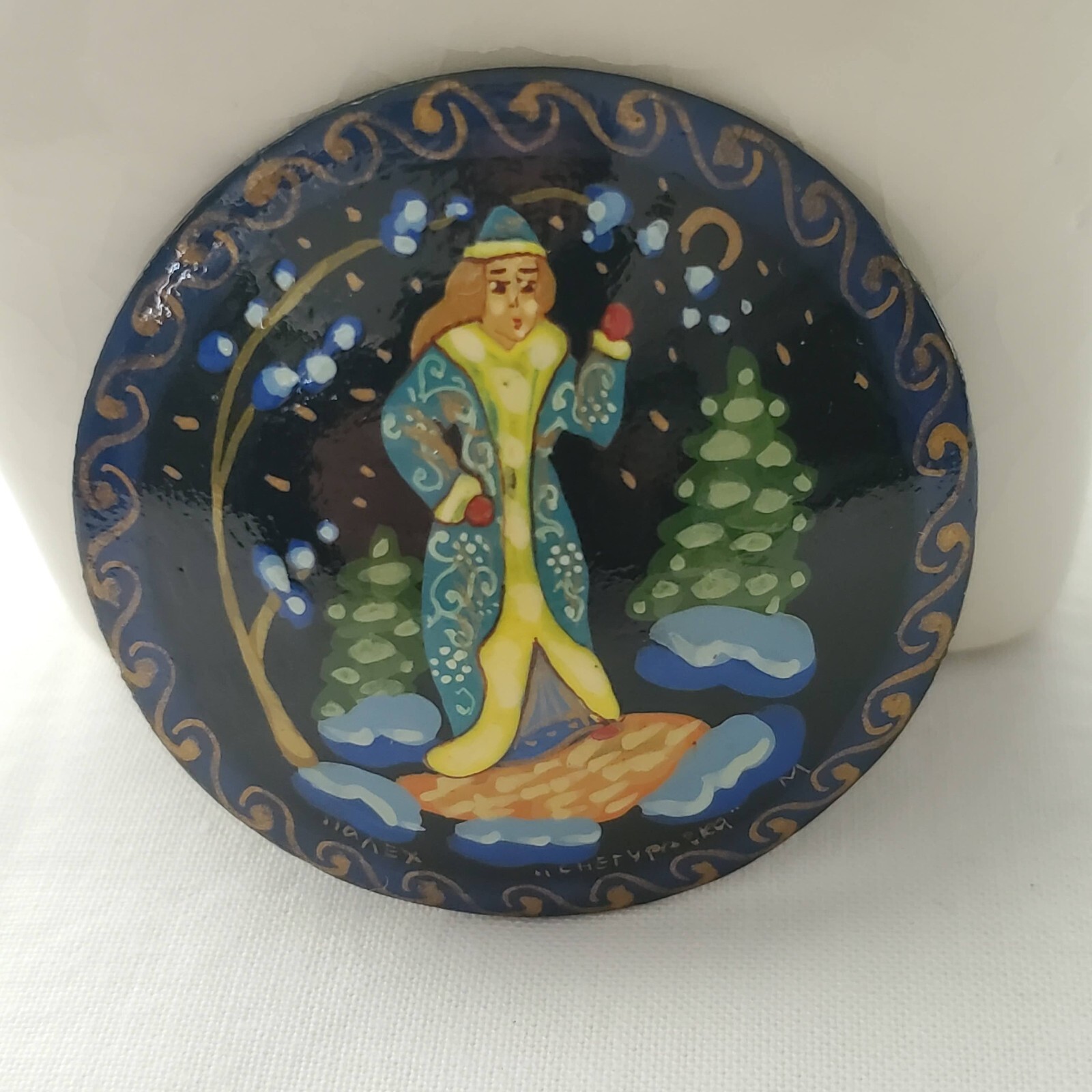 Russian Hand Painted Signed Lacquer Brooch Pin Vintage - Gem