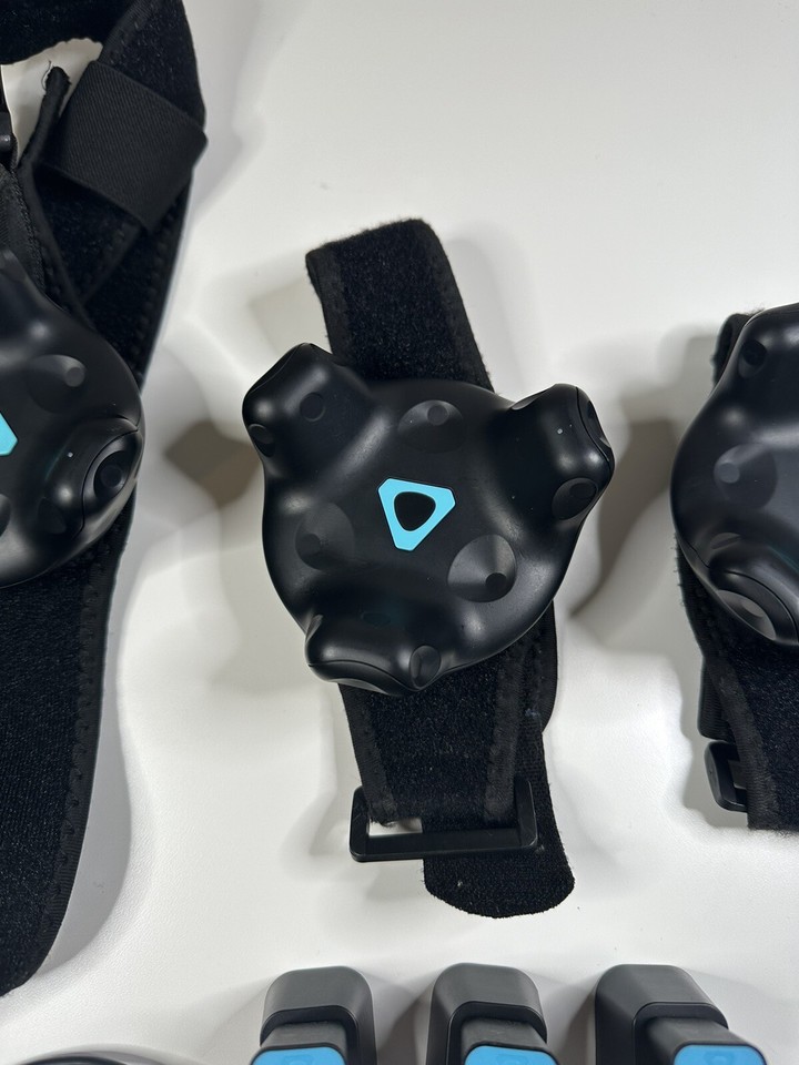 3X HTC Vive Tracker 2.0 with Straps Full Body Tracking SteamVR - Tested ...