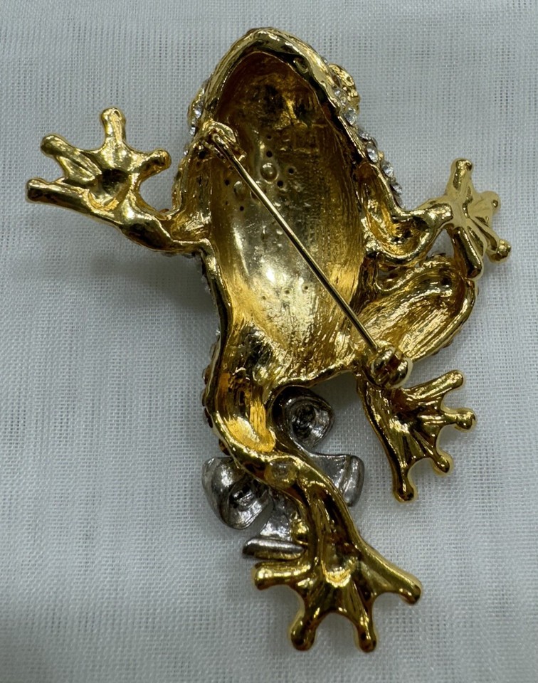 18KGP Frog Crystal Brooch. Made with Swarovski Crystal. Gift. Party ...