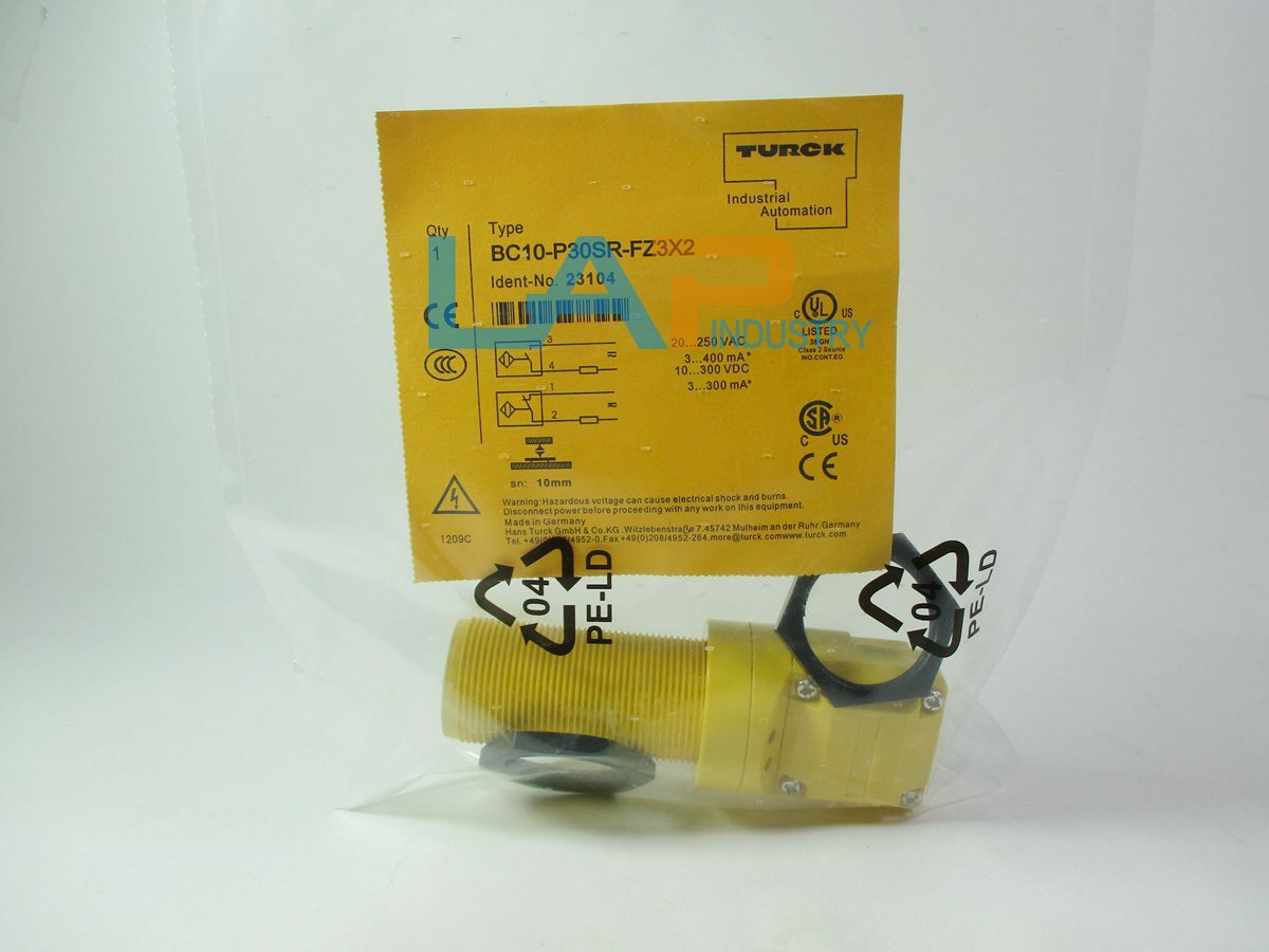 1PCS New For TURCK BC10-P30SR-FZ3X2 23104 20-250VAC 3...300mA Proximity ...