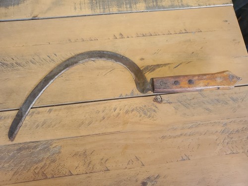 Vtg Antique Rustic Hand Sickle/Scythe Wood Handle Farm Tool Nice Handle ...