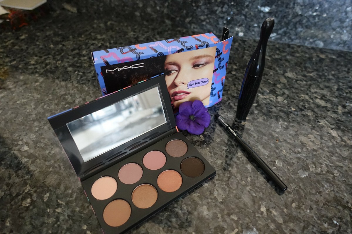 Mac Eye Makeup Kit