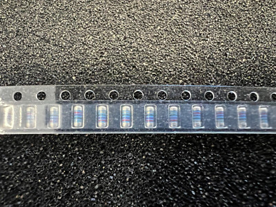 SMA-A0204FTDX27R, TE Conn. 27Ω, 0204 Film SMD Resistor ±1% 0.4W (PACK ...