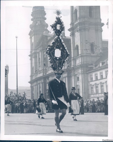 1956 Munich Germany Black Forest Stalwart Citizen Headdress 7X9 Vintage ...