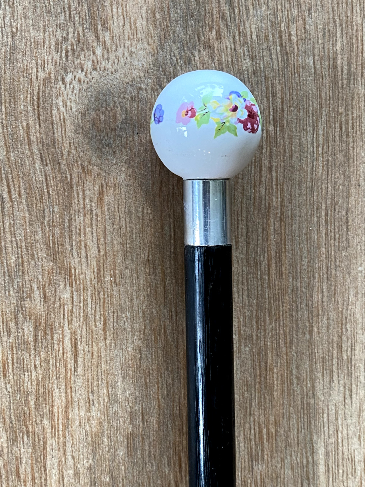 VINTAGE LADIES CANE - PORCELAIN/CHINA HANDLE - RUBBER… - Gem