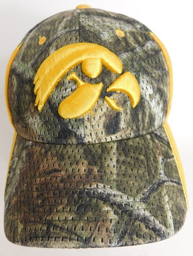 Iowa Hawkeyes Hat Camouflage Fitted Small Stretchfit aprox 7" Women ...