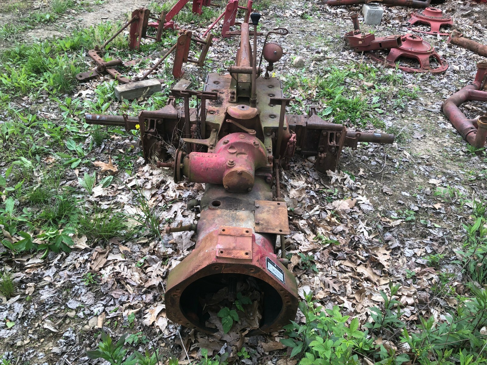IH FARMALL H REAR END TRANSMISSION GOOD ONE FROM RUNNING TRACTOR | eBay