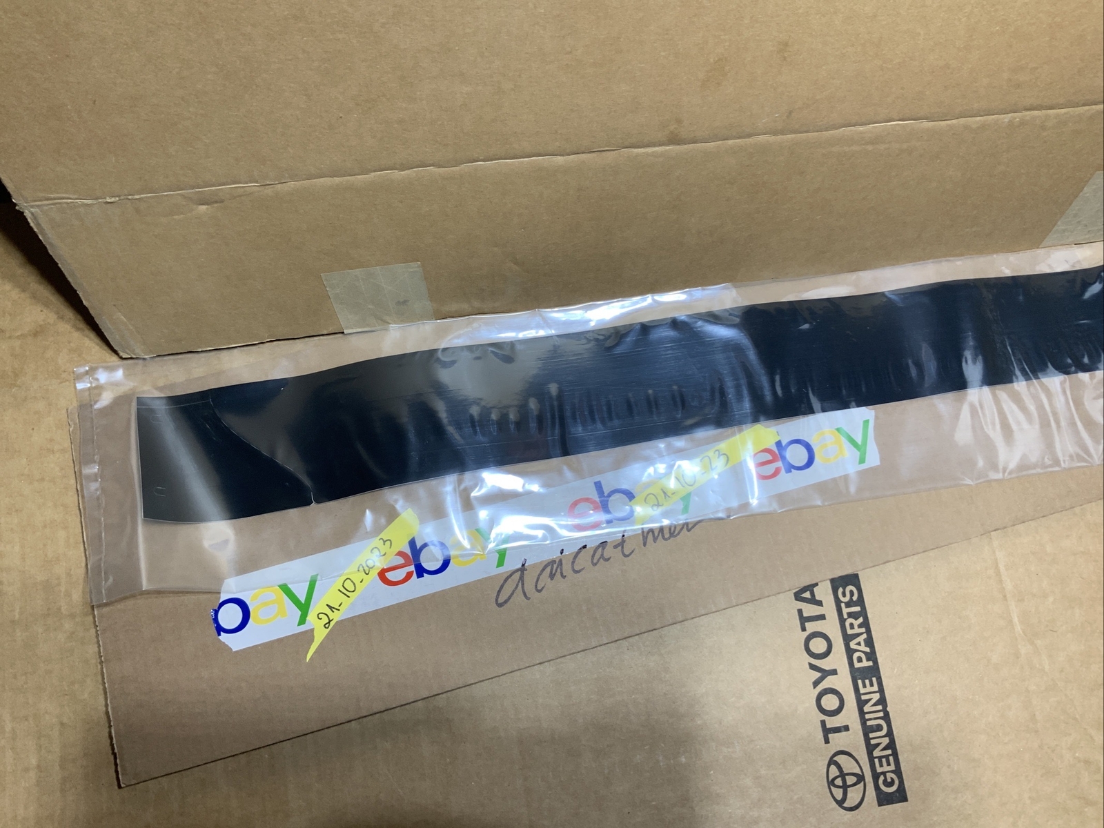 2020-2025 Toyota Highlander Front Left Black Out Tape 75928-0E020 LH ...