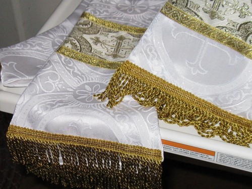 White Chasuble Set Fiddleback Vestment Latin Mass NEW Stole,Maniple ...