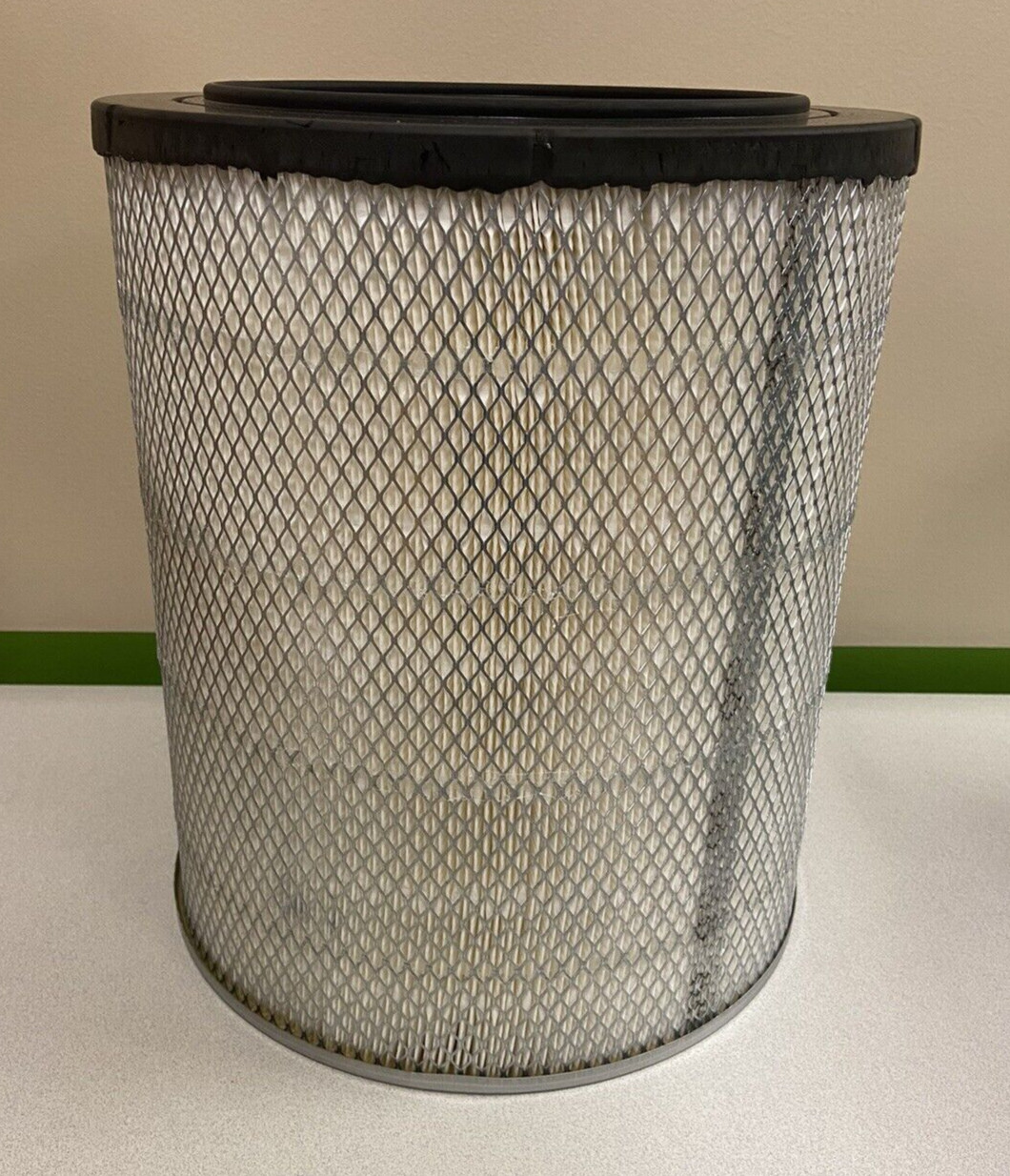 NAPA 6556 - Air filter cross reference