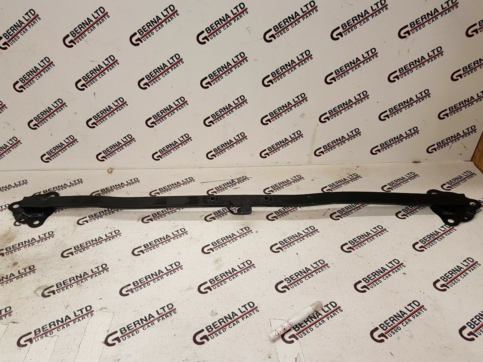 GENUINE VOLVO V40 2012-2019 BONNET CATCHER LOCK LOCK STRUT BRACE ...