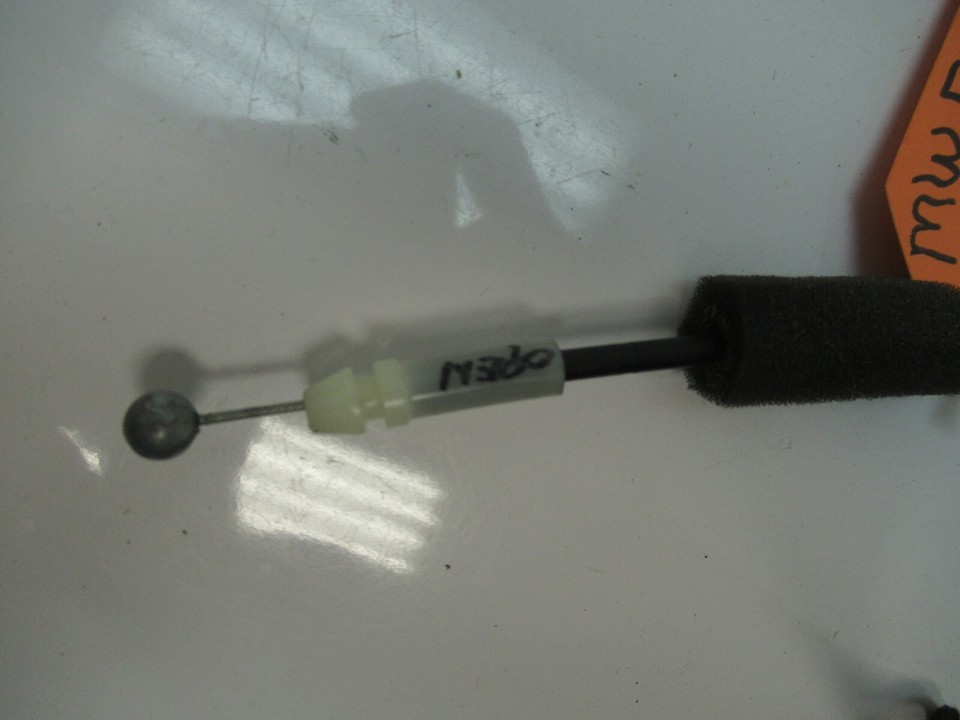 REAR DOOR LATCH CABLE TO INNER DOOR HANDLE OPENS for 03 04 05 06 ...