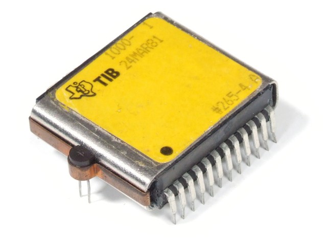 Texas Instruments TIB1000 512kx2-bit 1mbit Bubble Memory/magnetic ...