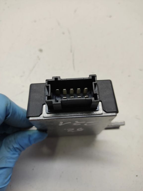 BMW 3 G20 G21 2023 Fuel injection pump control unit module 5A625D0 ...