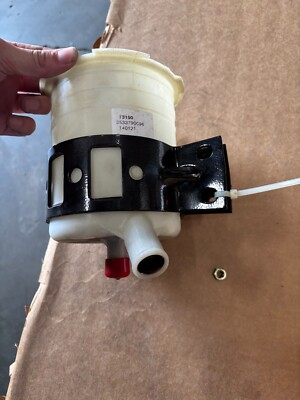 oem INTERNATIONAL POWER STEERING PUMP RESERVOIR 3533790C96 3569593C93 ...
