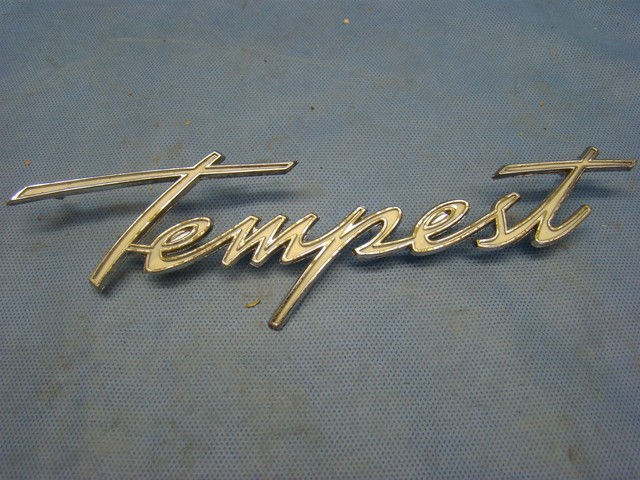 Pontiac "tempest" Emblem Script Badge GM White Trim Chrome Metal Prt ...