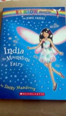 India the Moonstone Fairy (Rainbow Magic: The Jewel Fairies ...