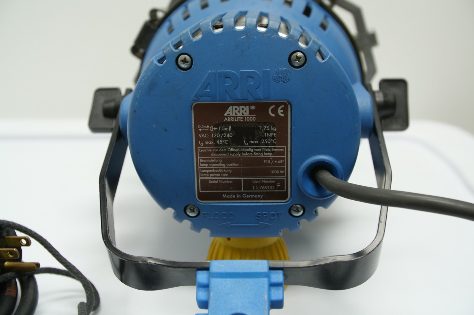 Arri Arrilite 1000W Open Face Tungsten Flood Light | eBay