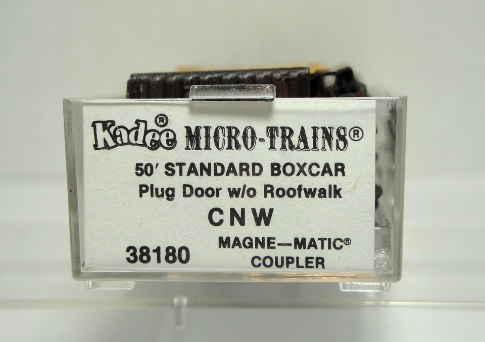 N Scale Micro Trains CNW custom weathered 50' plug door box car # 32950 ...