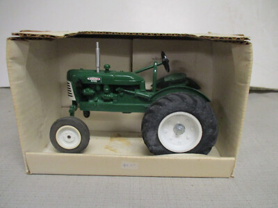 SpecCast Oliver Model 440 Toy Tractor "1989 Collector Edition" 1/16 ...