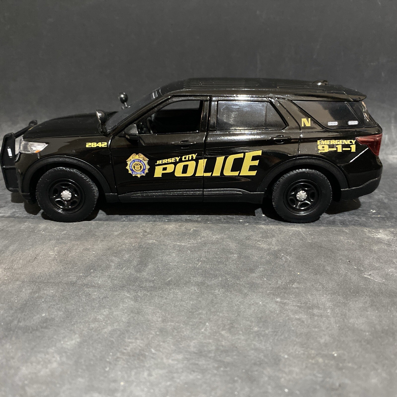 Jersey City Police NJ 1:24 Scale 2022 Ford Explorer Slicktop | eBay