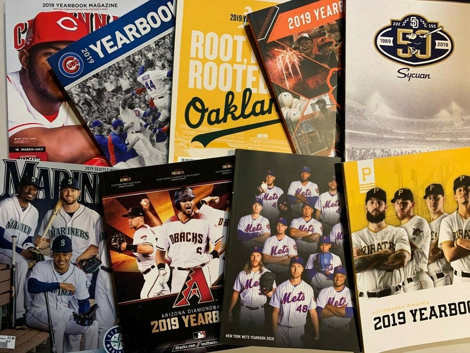 VINTAGE MAJOR LEAGUE BASEBALL OFFICIAL YEARBOOKS 10 DIFFERENT MLB SAVE ...
