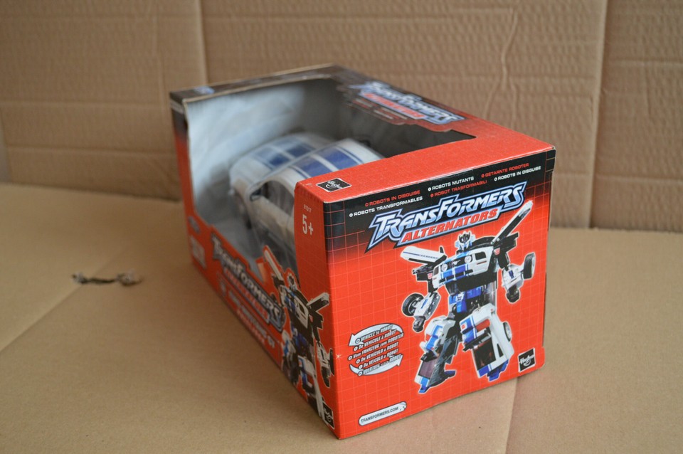 Transformers Alternators Ford Mustang GT Wheeljack Action Figure ...