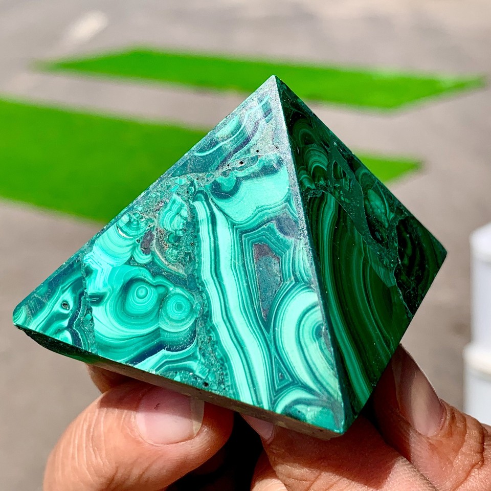 99G Natural malachite Pyramid Chakra Treatment Energy Stone Generator ...