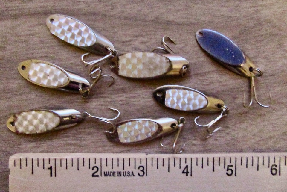 170+ Fishing Items: Lures, Jigs, Spinners, Misc (many colors and sizes ...