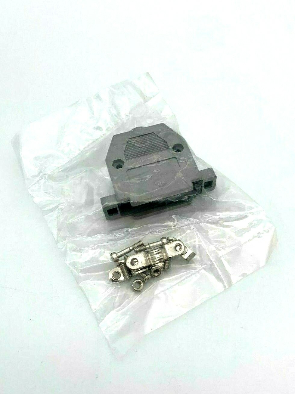 D-Sub 2-Piece Backshell for DB25 HD44 with hardware - NEW | eBay